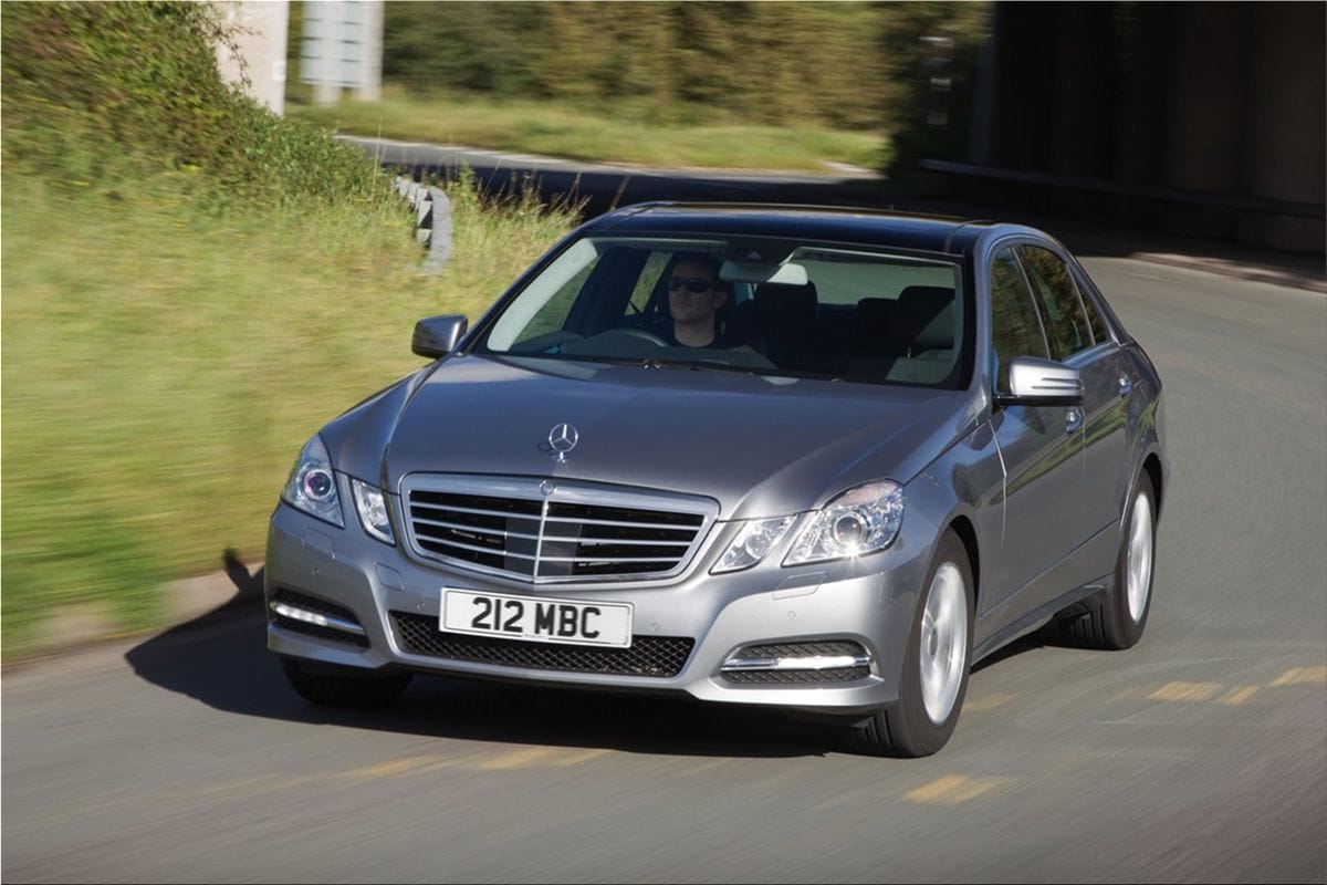 Mercedes-Benz E300 BlueTEC HYBRID uses 4.2 litres per 100 kilometres ...