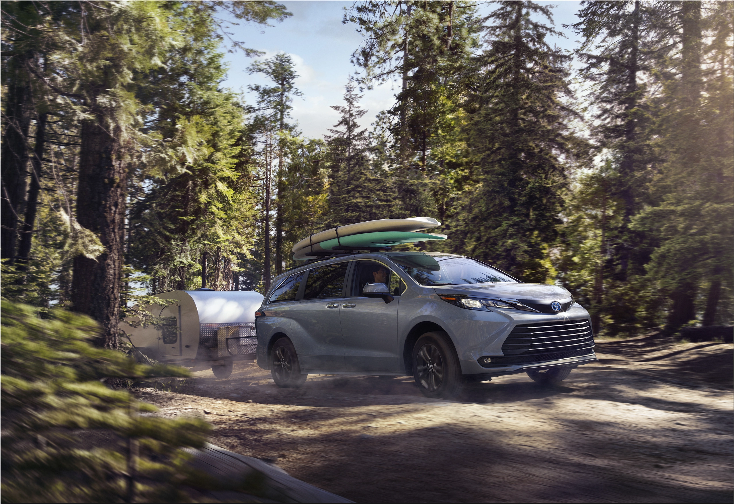 The 2024 Toyota Sienna: A Hybrid Minivan with Unique Features | Car ...