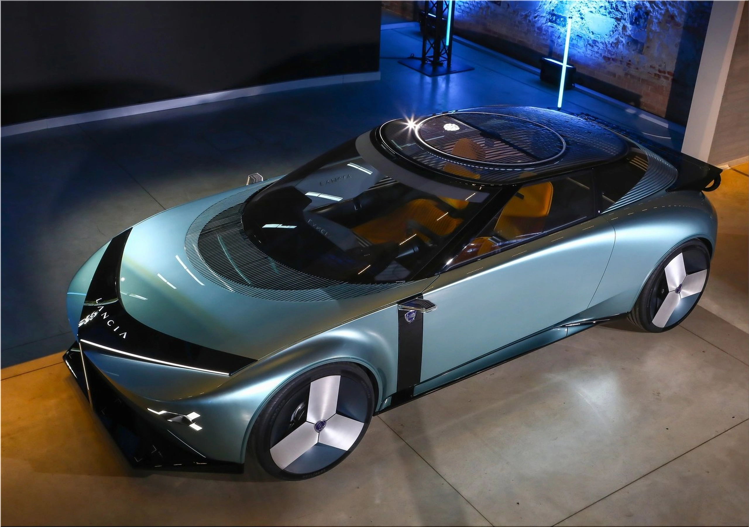 Lancia Pu+Ra HPE: The Future of Italian Elegance | Car Division