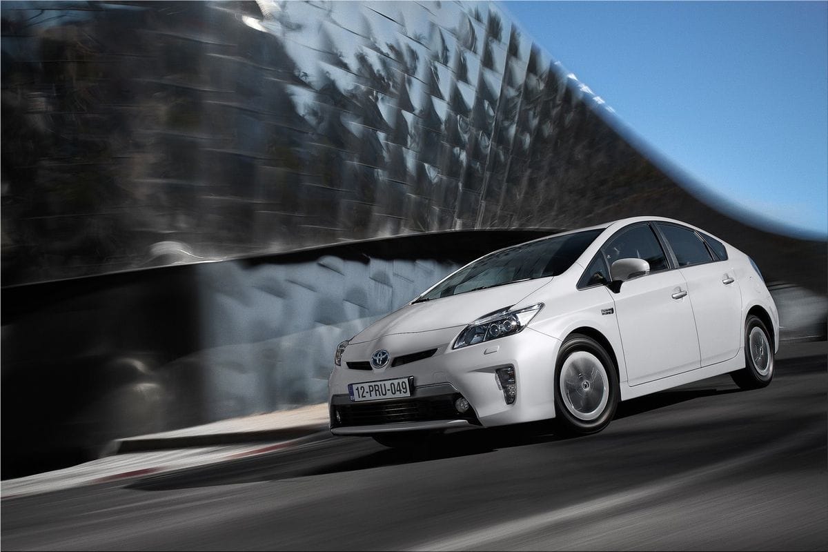 Toyota Prius Plug-in Hybrid with Hybrid Synergy Drive architecture ...