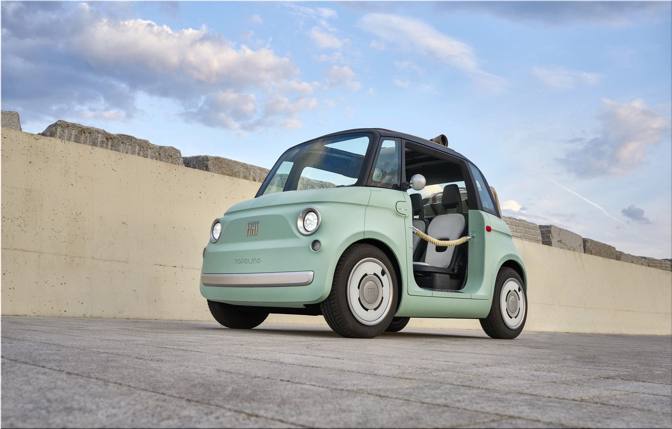 The Fiat Topolino is Back: A Retro Electric Quadricycle for the Modern ...