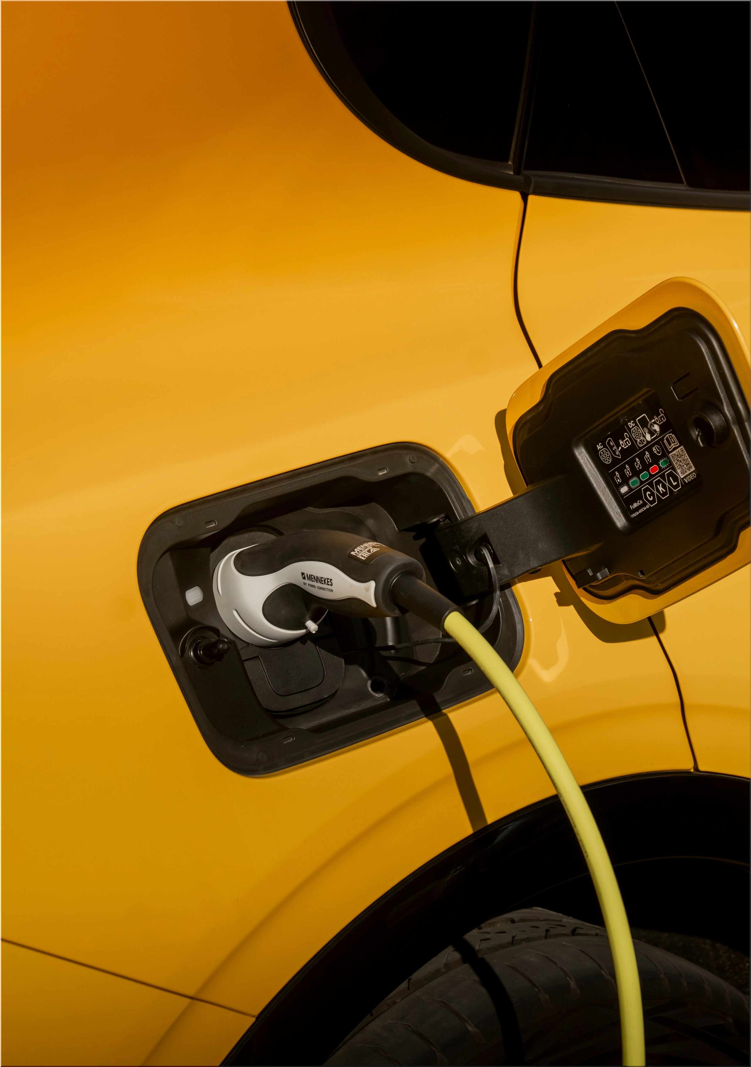 Ford Explorer and Capri Recharged 2026: New LFP Battery Boosts Range ...