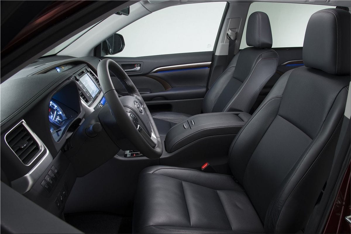 2014 Toyota Highlander mid-size SUV | Car Division