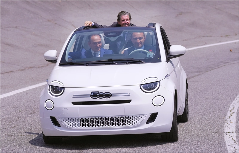 2026 Fiat 500 Hybrid Launches with $20K Price Target | Car Division